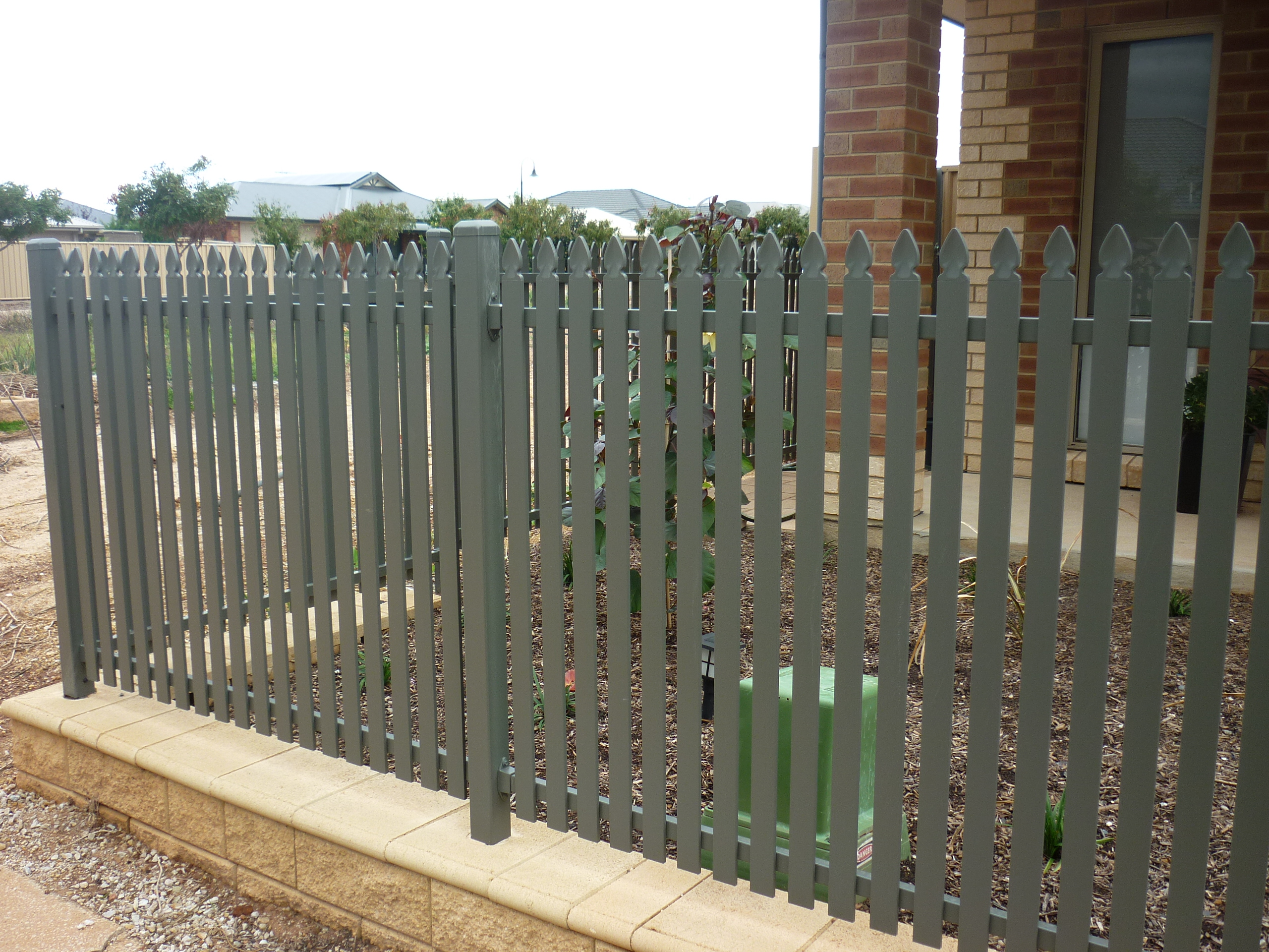 Visit our Fencing Gallery - Fencingworld.com.au