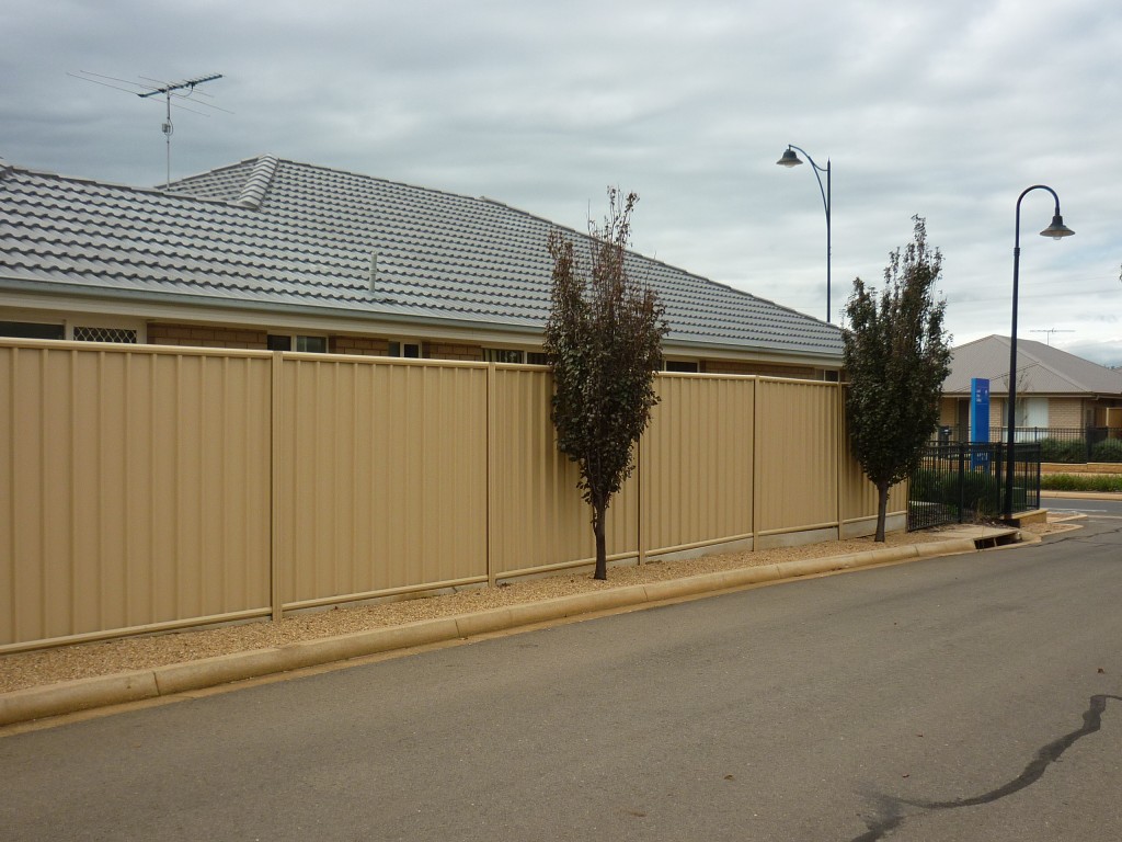 Visit our Fencing Gallery - Fencingworld.com.au